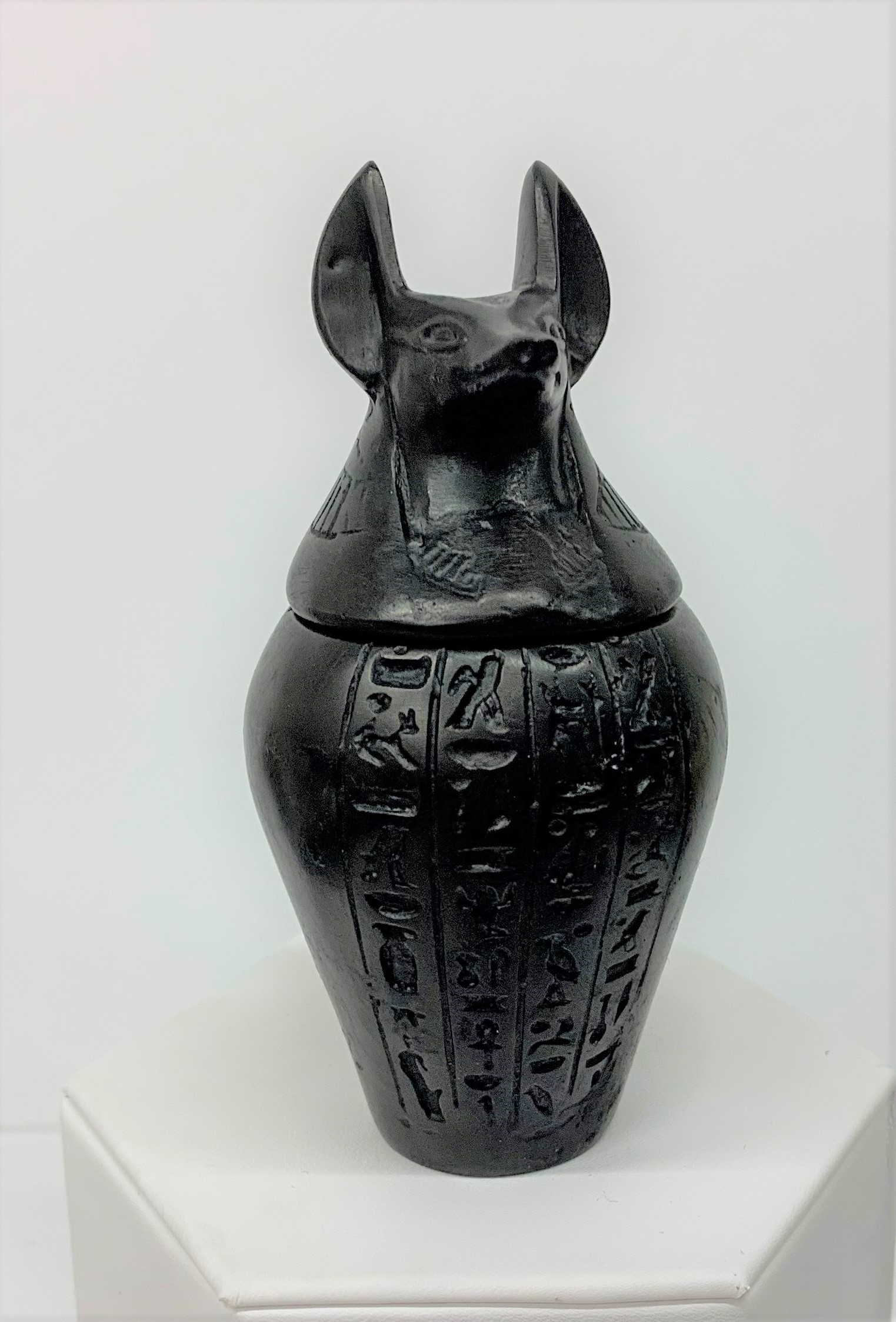 108212 – Canadian Museum of History Boutique