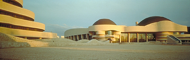 Civilization.ca - Architectural Tour - Slide Show