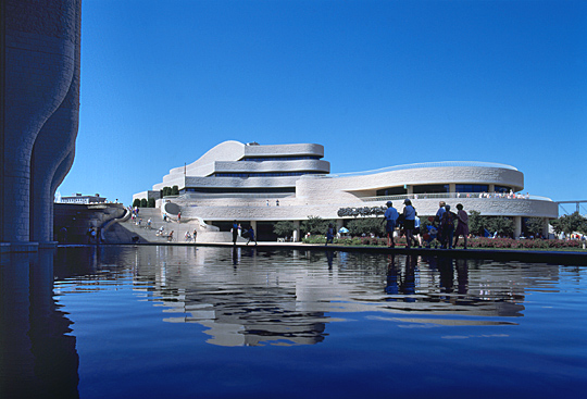 Civilization.ca - Architectural Tour - Slide Show